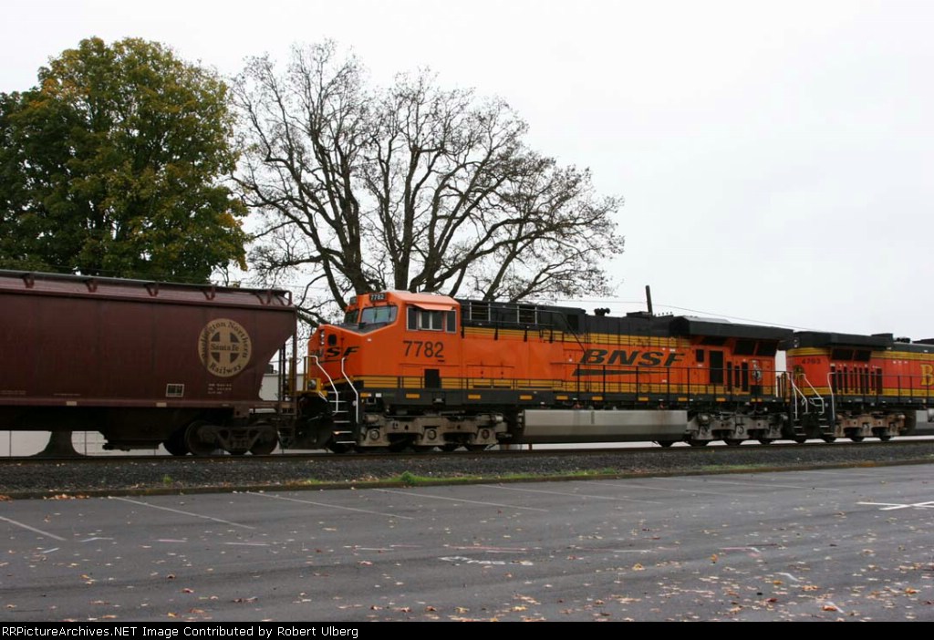 BNSF 7782